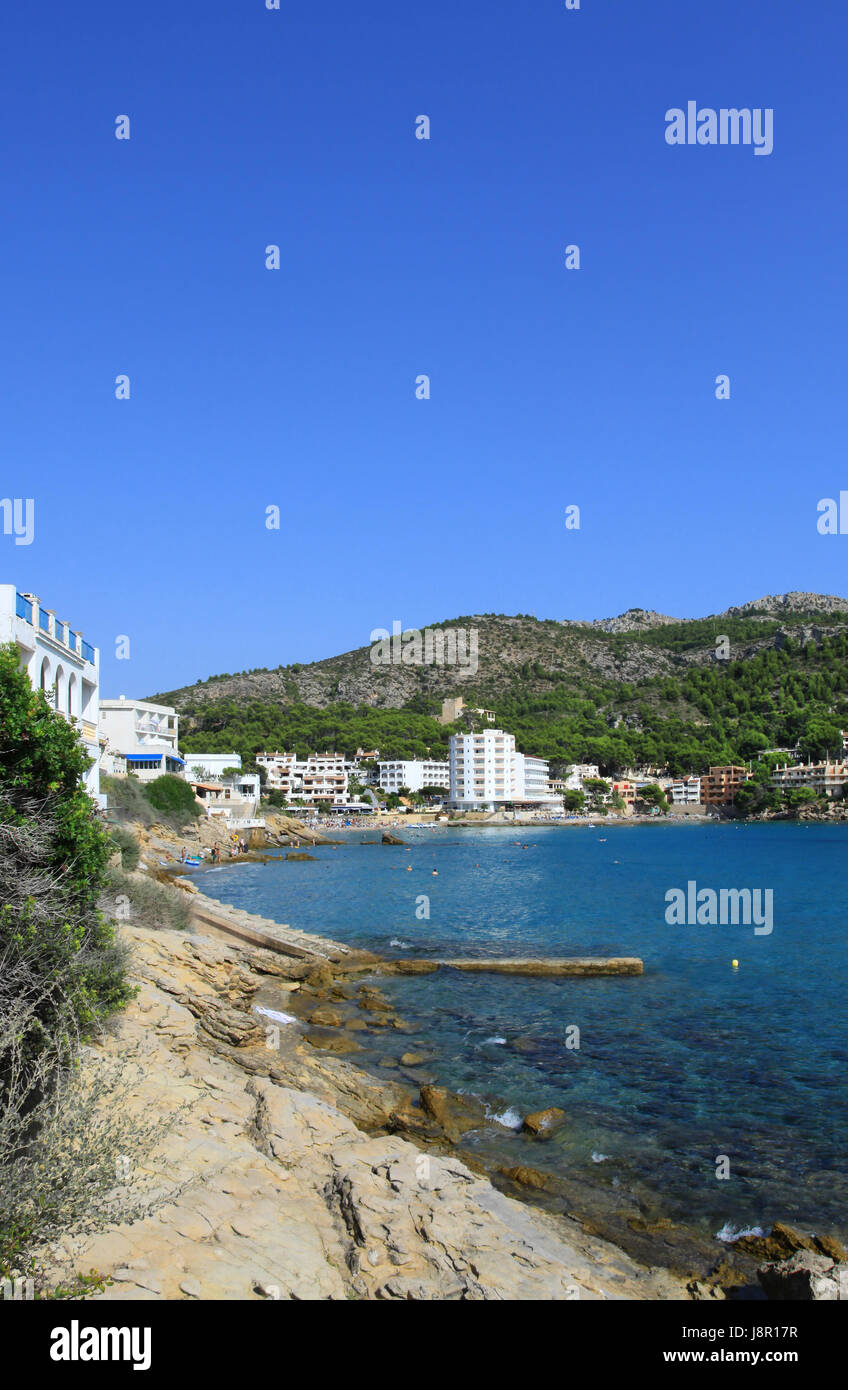 Elm bridge hi-res stock photography and images - Alamy