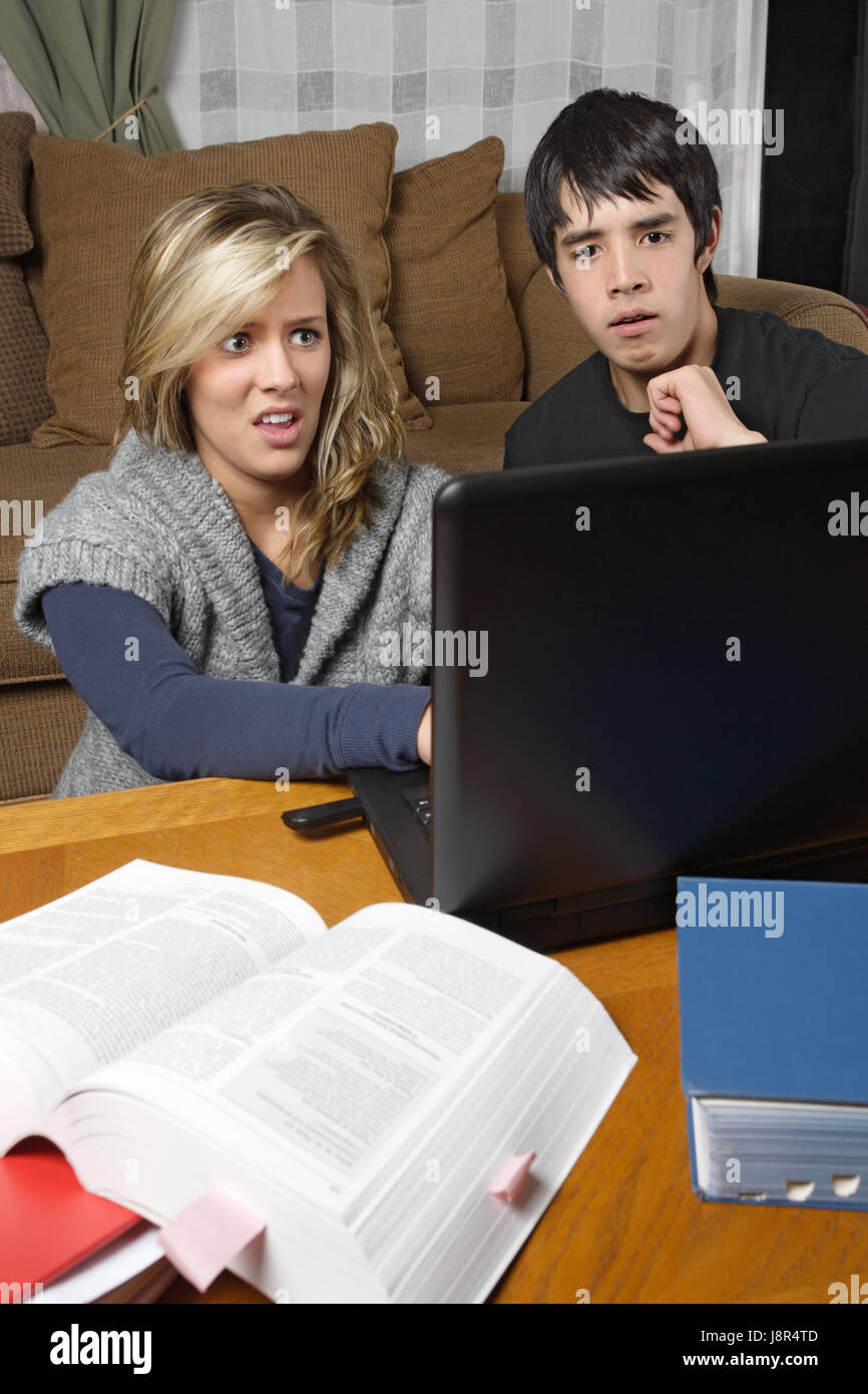 Teen students computer shock hi-res stock photography and images - Alamy