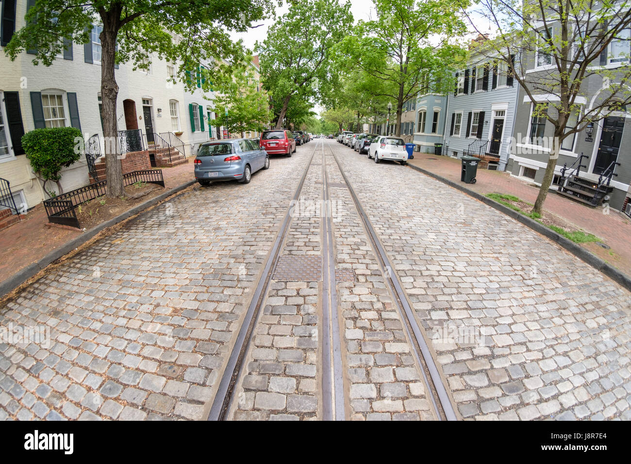 Cobblestone street street car tracks hi-res stock photography and ...