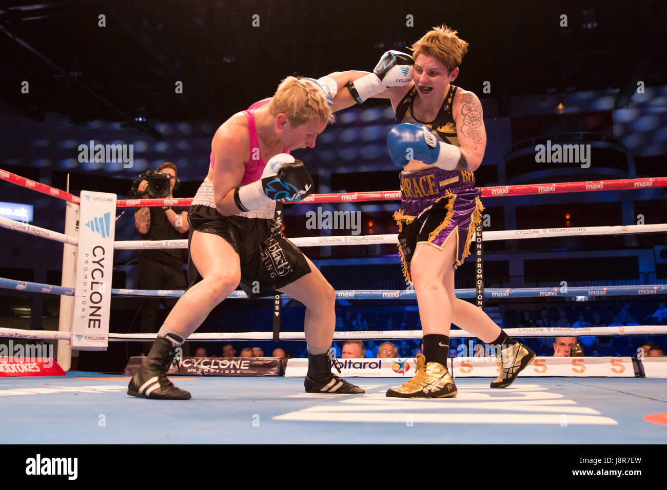Cardiff boxers hi-res stock photography and images - Alamy