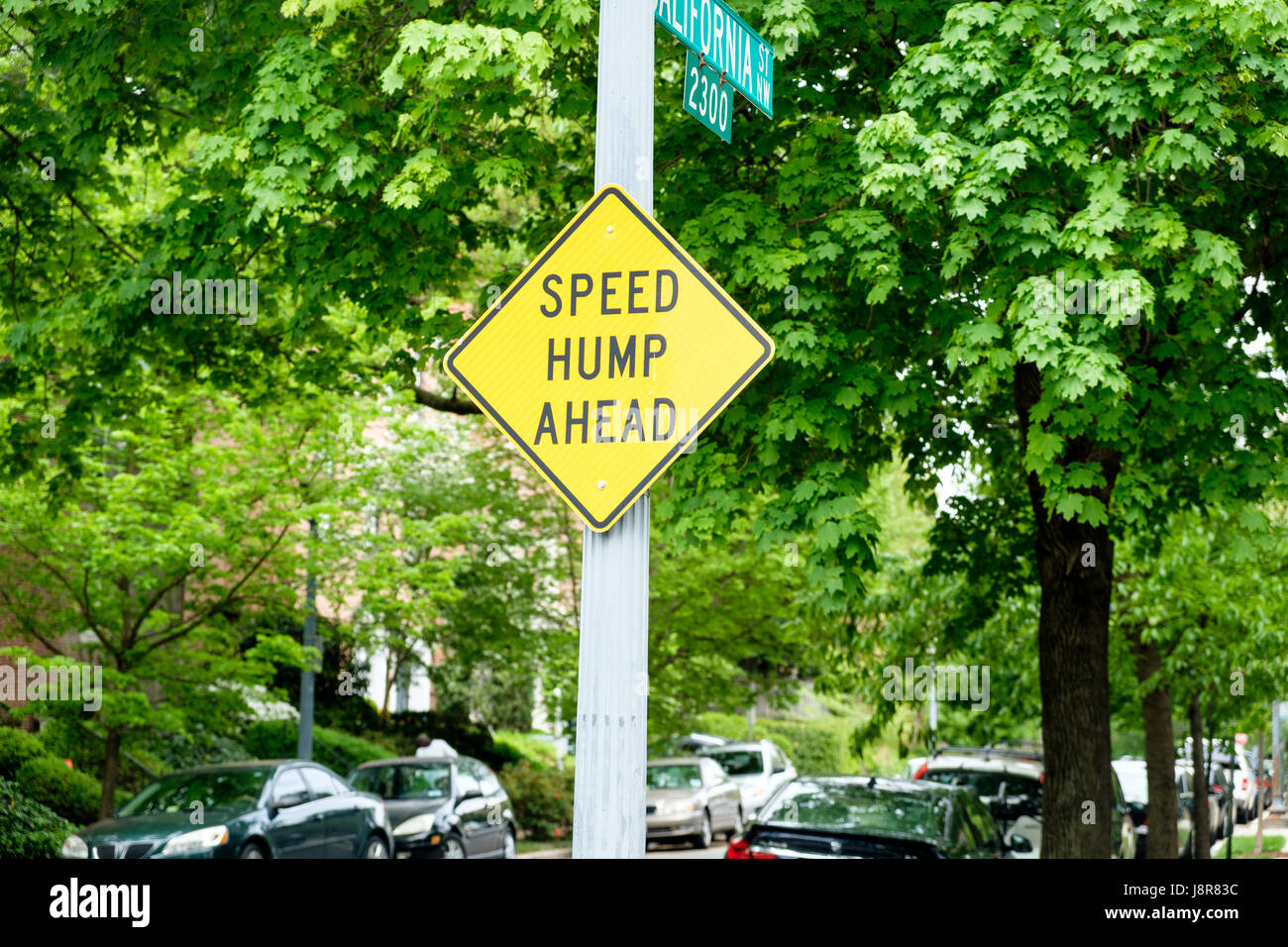 Street bump hi-res stock photography and images - Alamy