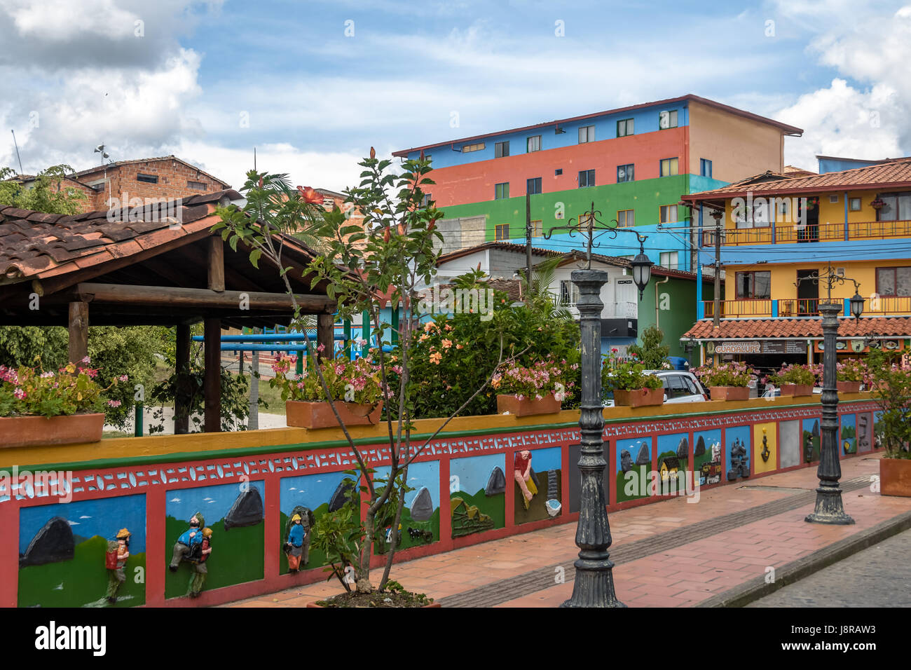 Colorful houses colombia hi-res stock photography and images - Alamy