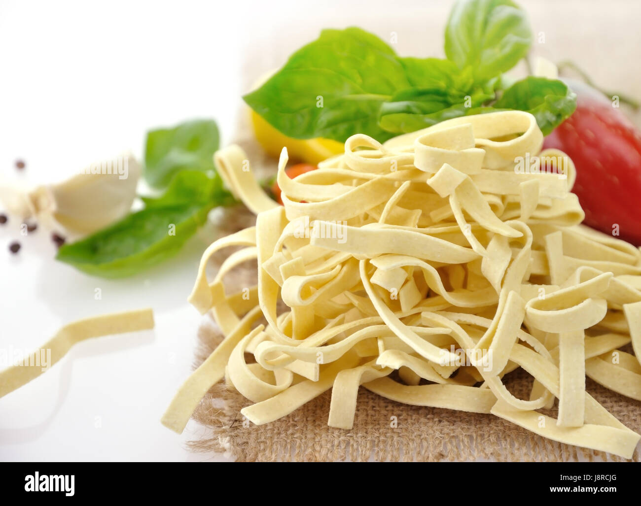 spice, spaghetti, noodles, pasta, macaroni, food, aliment, leaf, macro ...