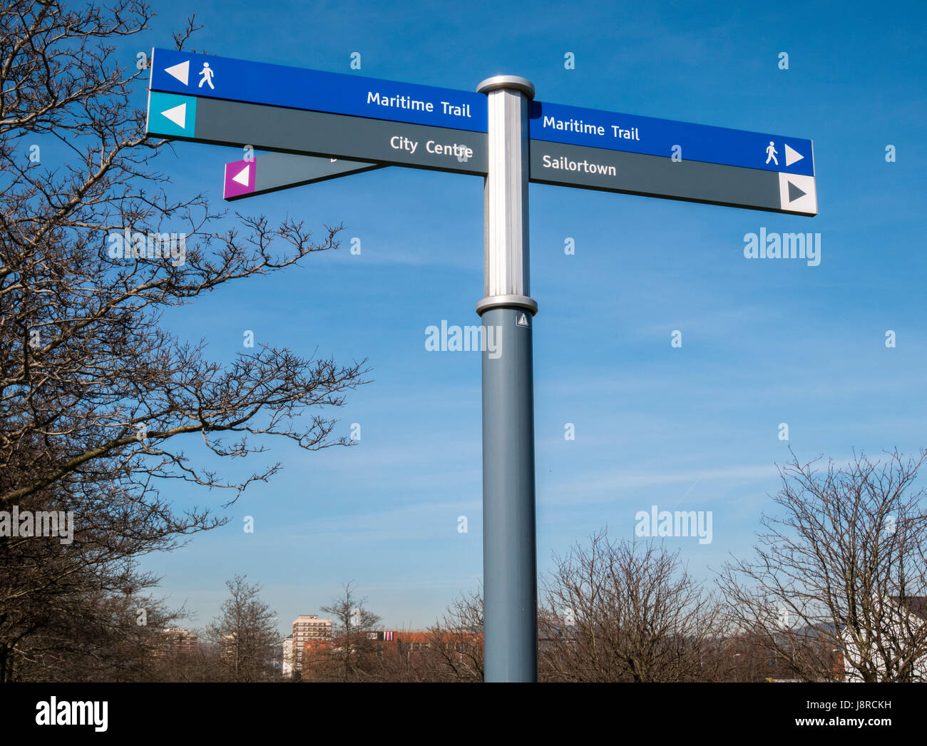 Belfast sign giving directions to places of interest Stock Photo - Alamy
