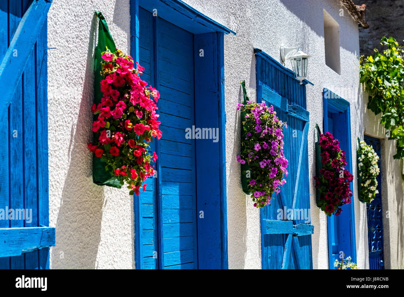 Alacatı, the beautiful district of Izmir, fascinates those who see it ...
