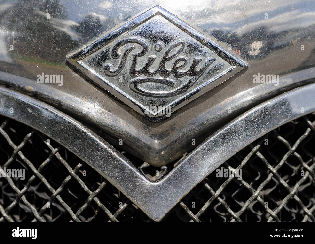 Riley car badge hi-res stock photography and images - Alamy