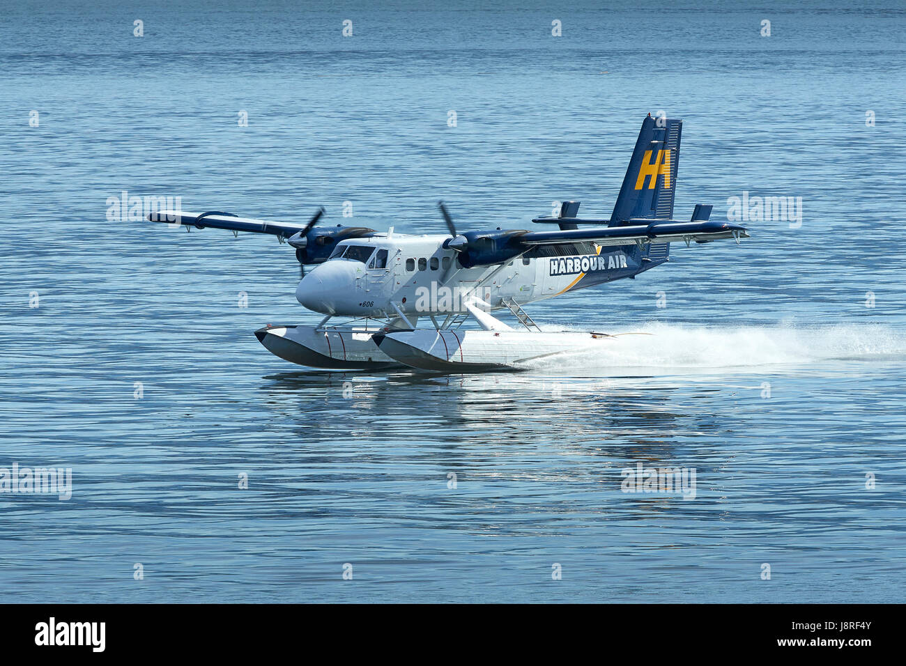 Harbour Air Seaplanes de Havilland Canada DHC-6 Twin Otter Floatplane ...