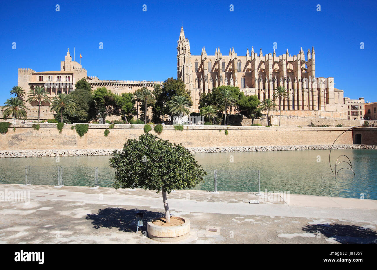 church, cathedral, mallorca, spain, style of construction, architecture ...
