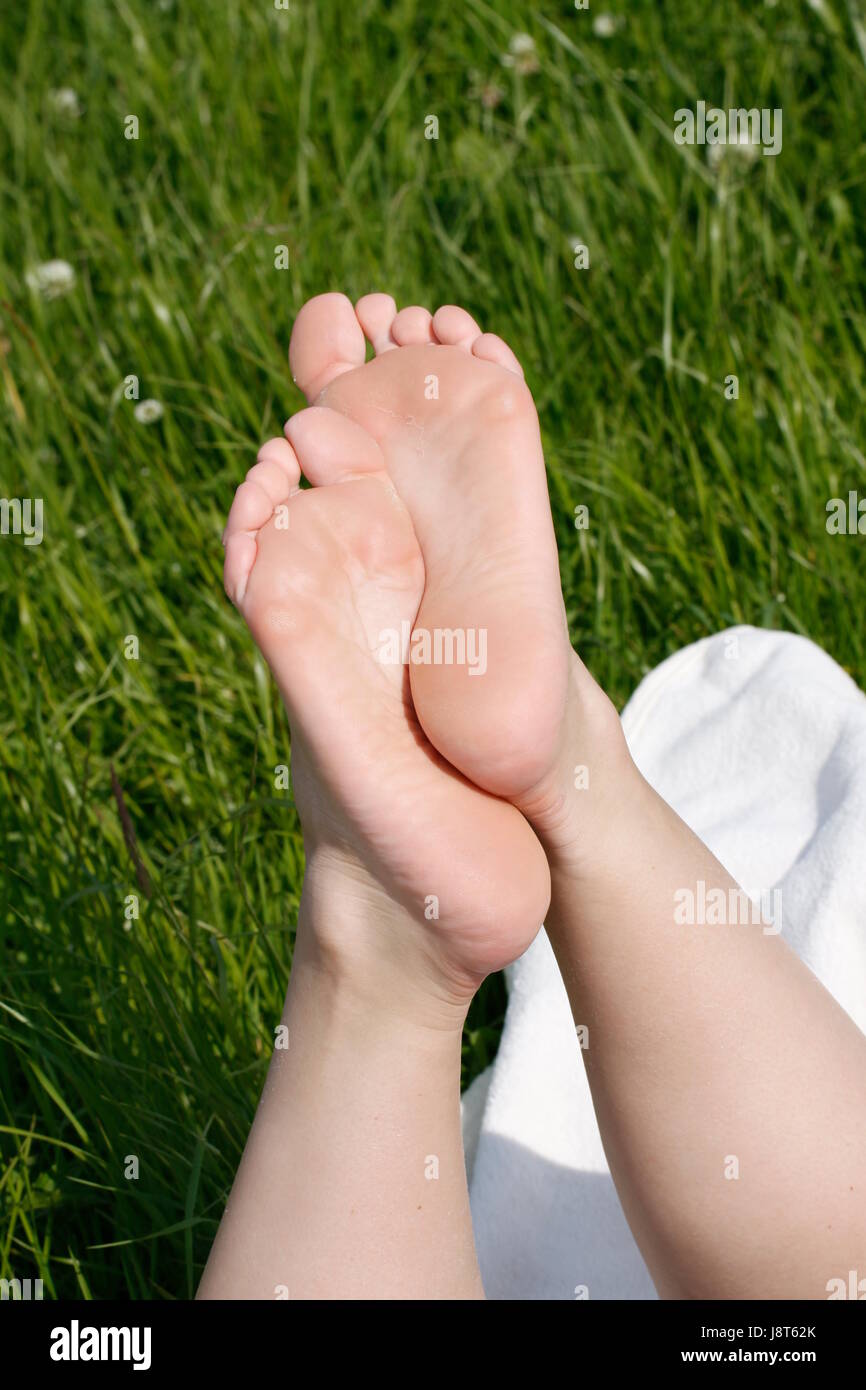 Walking barefoot ground close up hi-res stock photography and images ...