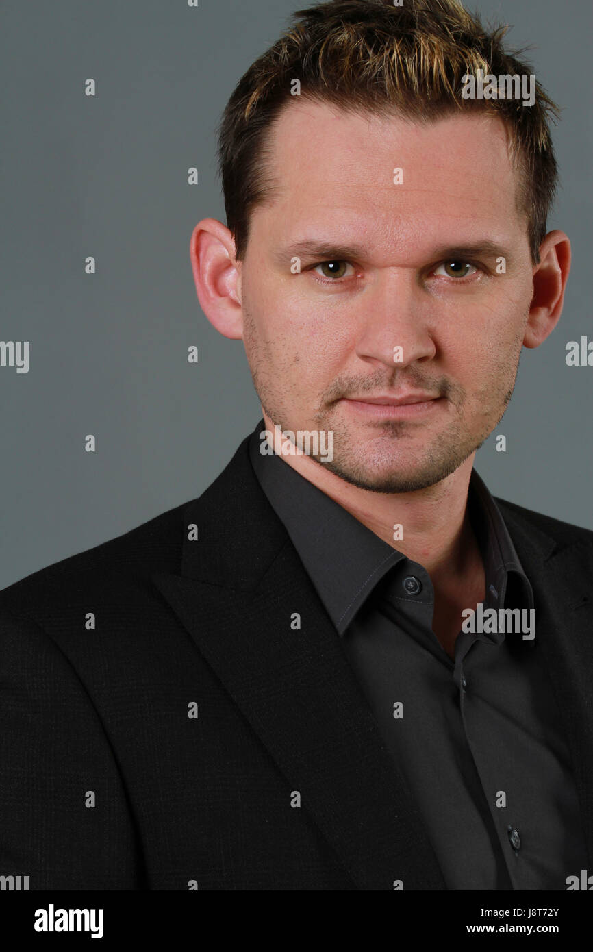 portrait, person, studio, business dealings, deal, business transaction ...