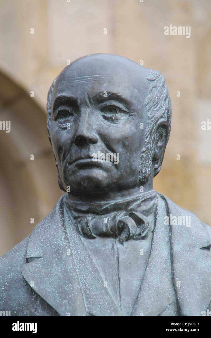 ludwig windthorst monument in osnabrck Stock Photo - Alamy