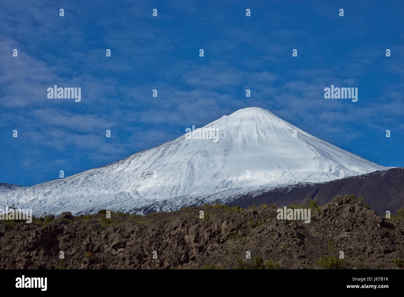 Volcan antuco hi-res stock photography and images - Alamy