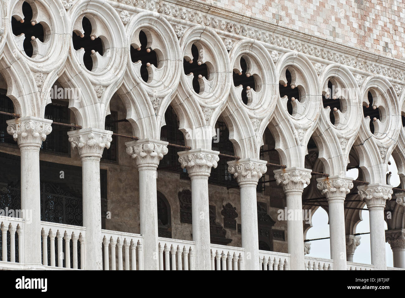 Venice architecture hi-res stock photography and images - Alamy