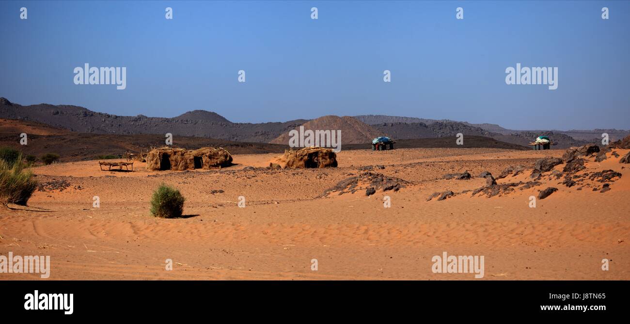 nomads of the sahara Stock Photo - Alamy