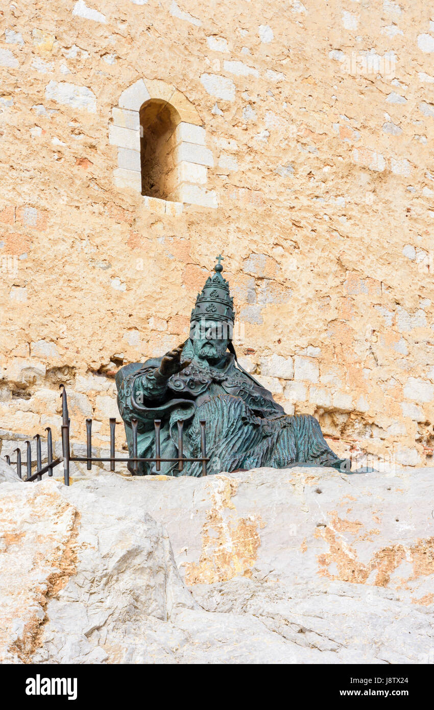 Bronze statue of the medieval Pope Papa Luna outside Papa Luna's Castle ...