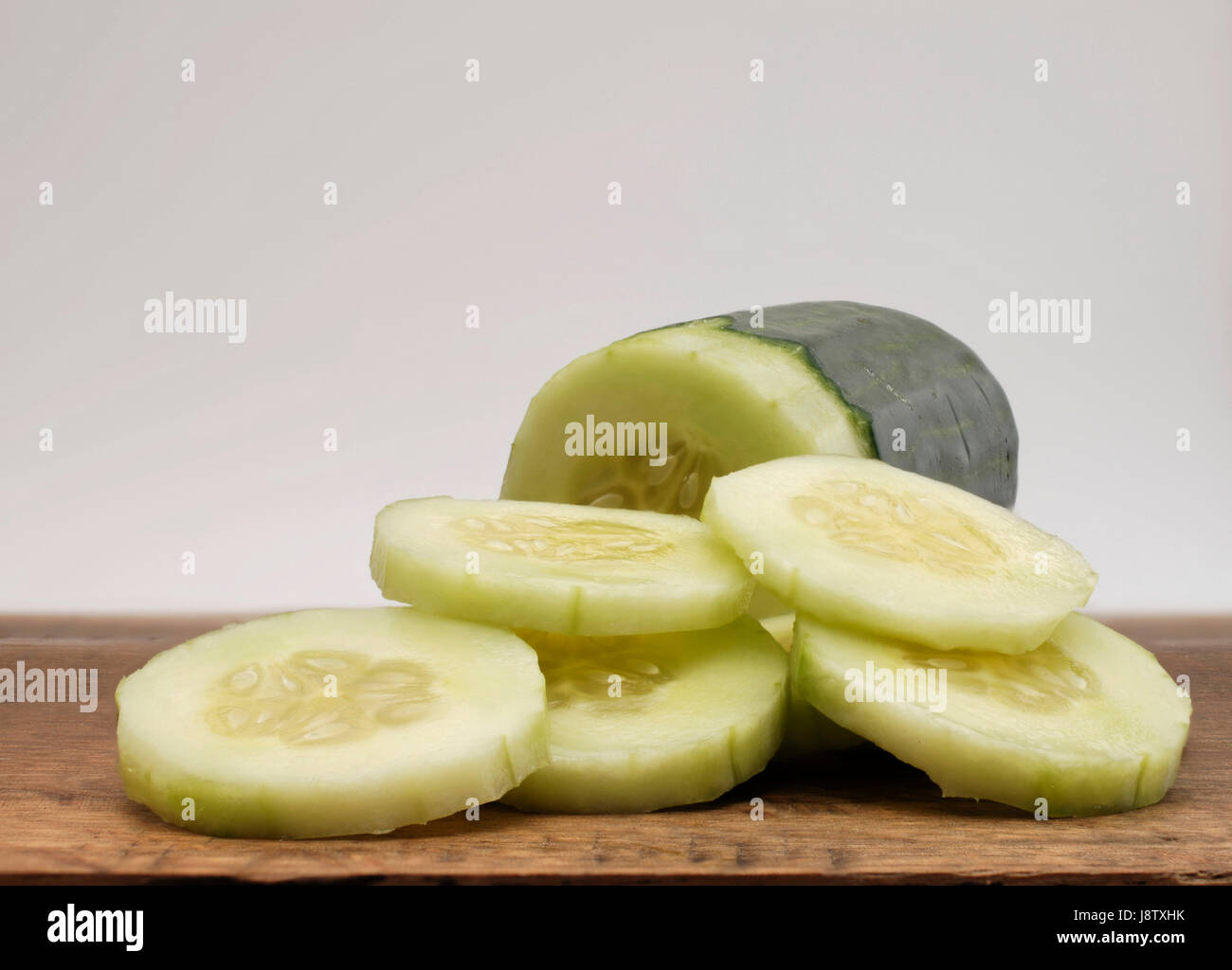 cut cucumber into slices Stock Photo - Alamy