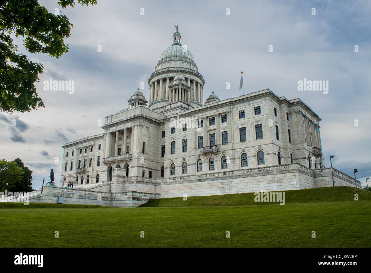 A stunning side view of the Rhode Island Capitol Building Stock Photo ...