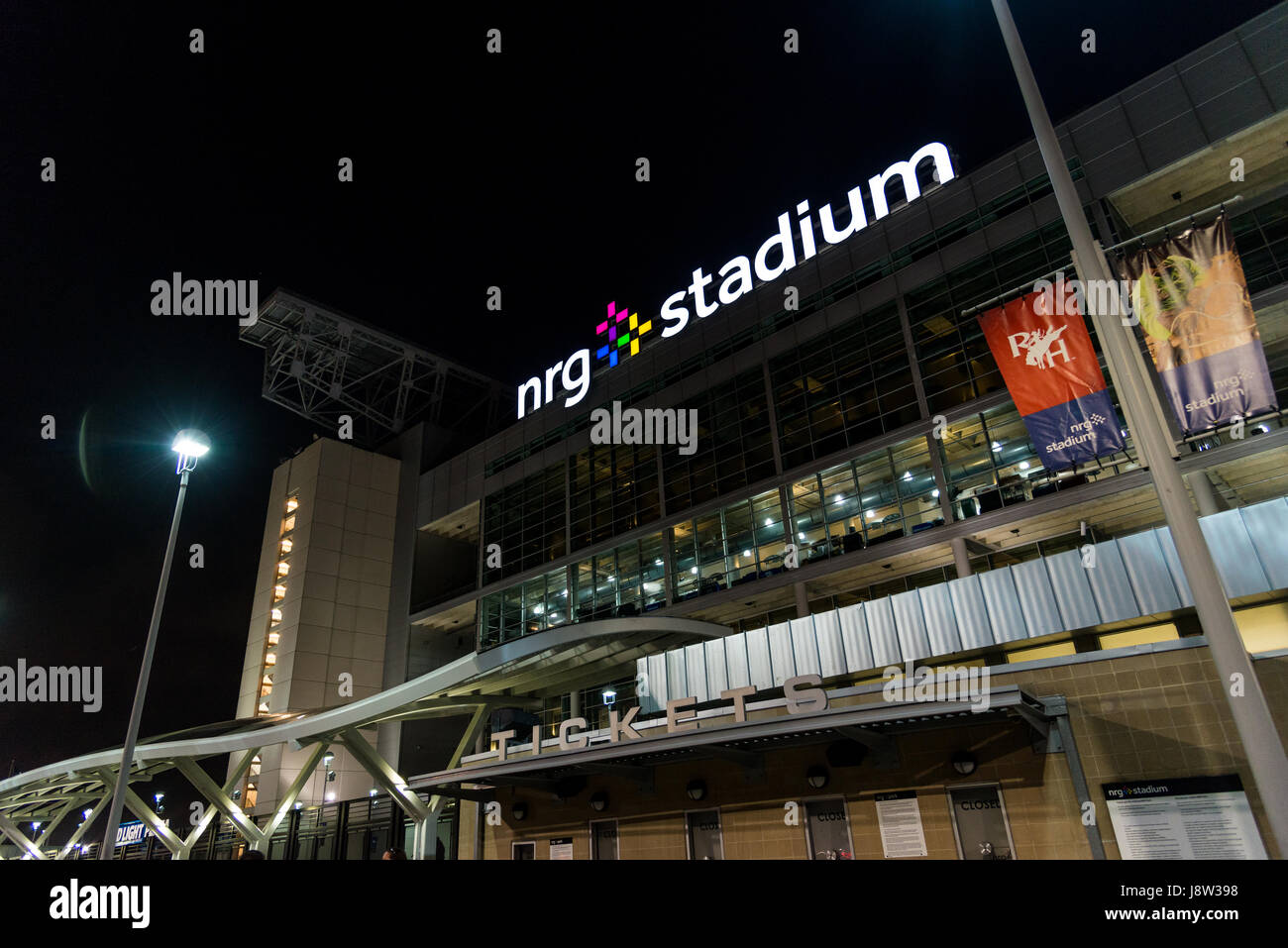 Nrg stadium night hi-res stock photography and images - Alamy