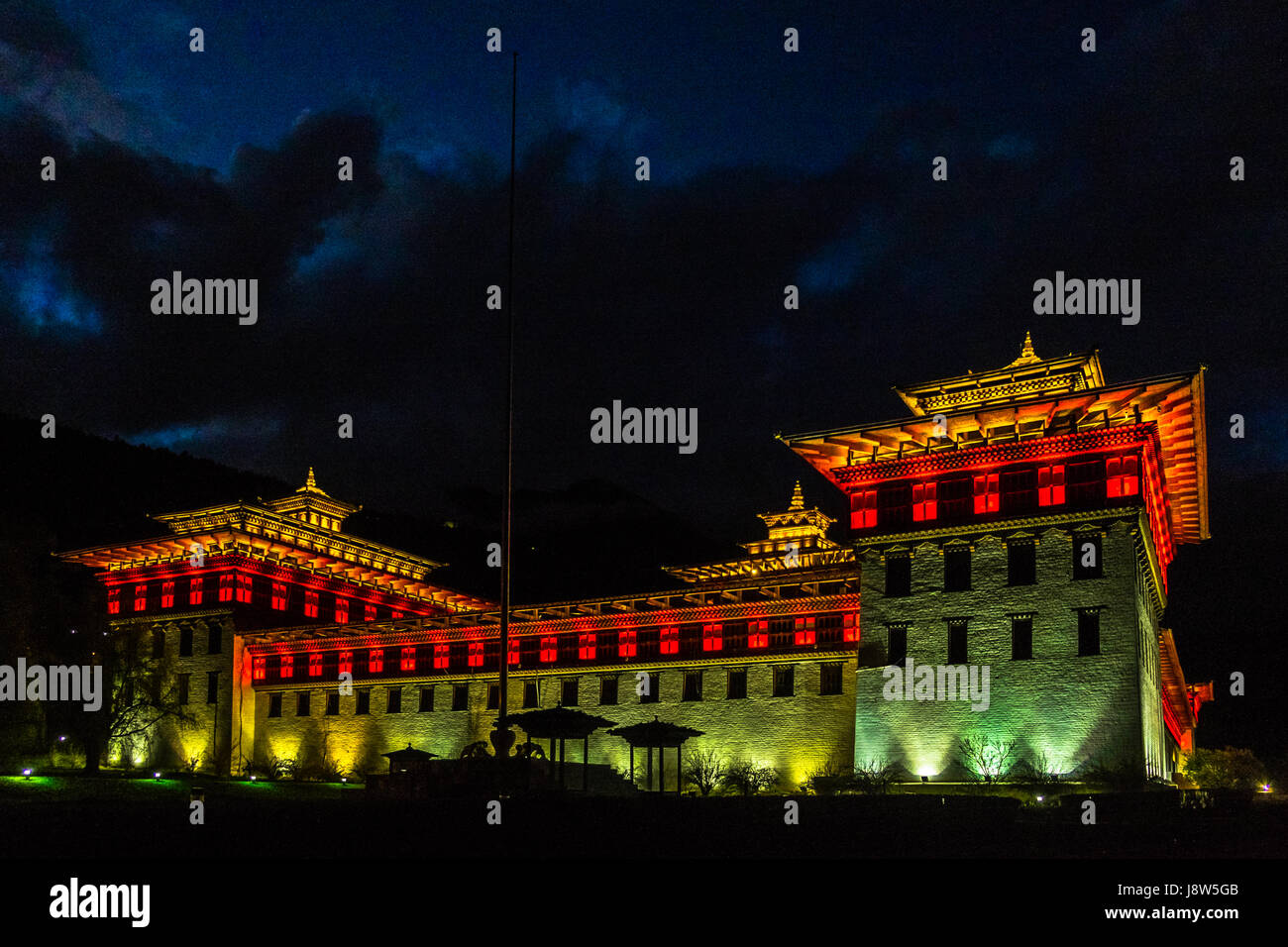 Tashichho dzong at night hi-res stock photography and images - Alamy