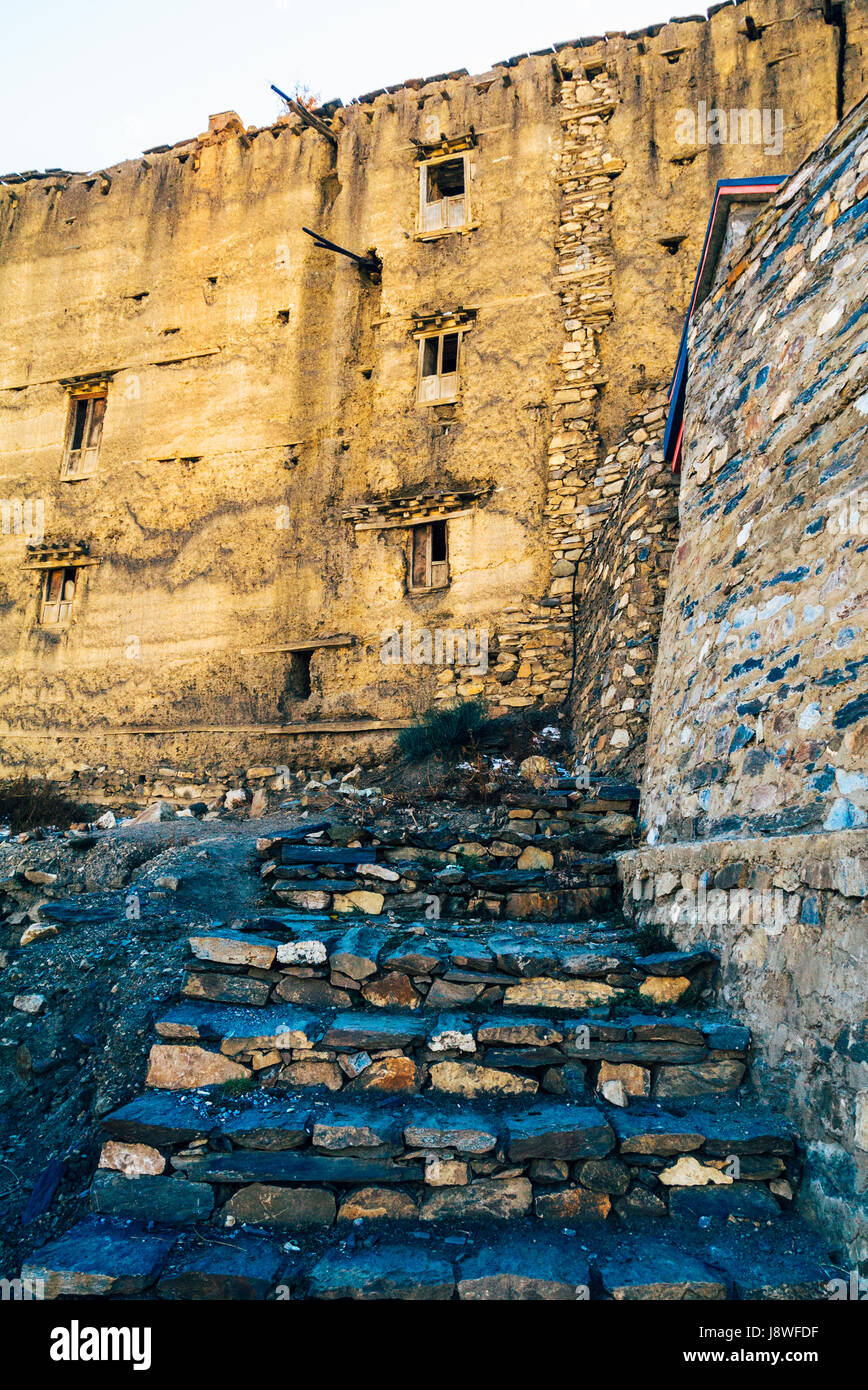 Nepal Mustang Traditional House High Resolution Stock Photography and ...