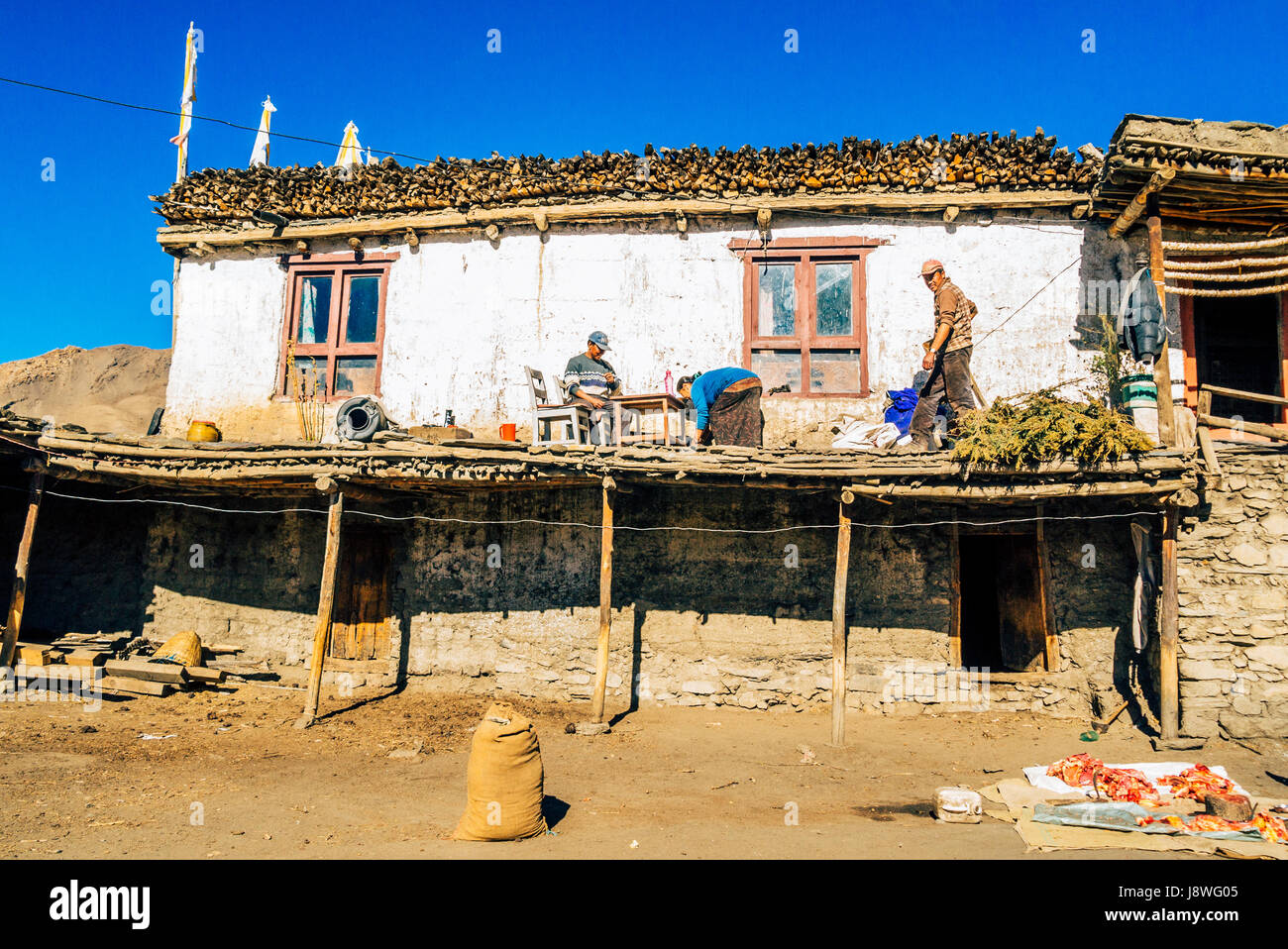 Nepal Mustang Traditional House High Resolution Stock Photography and ...