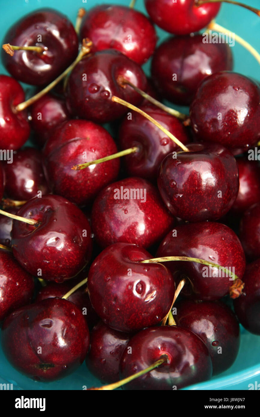 dark red cherries Stock Photo - Alamy
