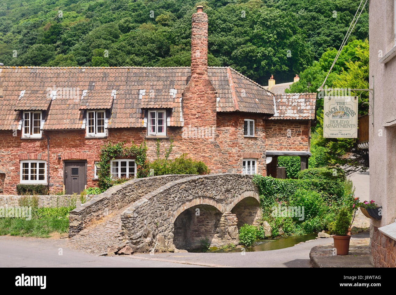 England medieval stone bridge hi-res stock photography and images - Alamy