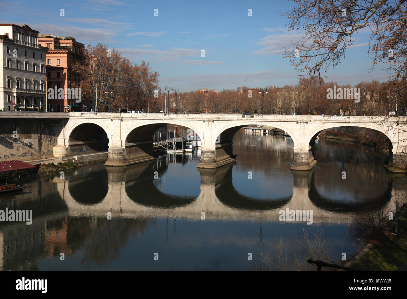 Ponte cavour hi-res stock photography and images - Alamy