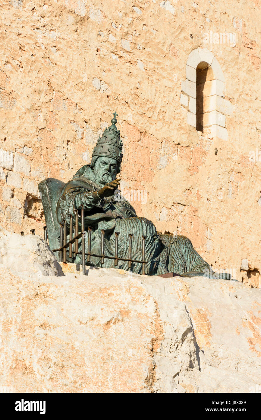 Bronze statue of the medieval Pope Papa Luna outside Papa Luna's Castle ...
