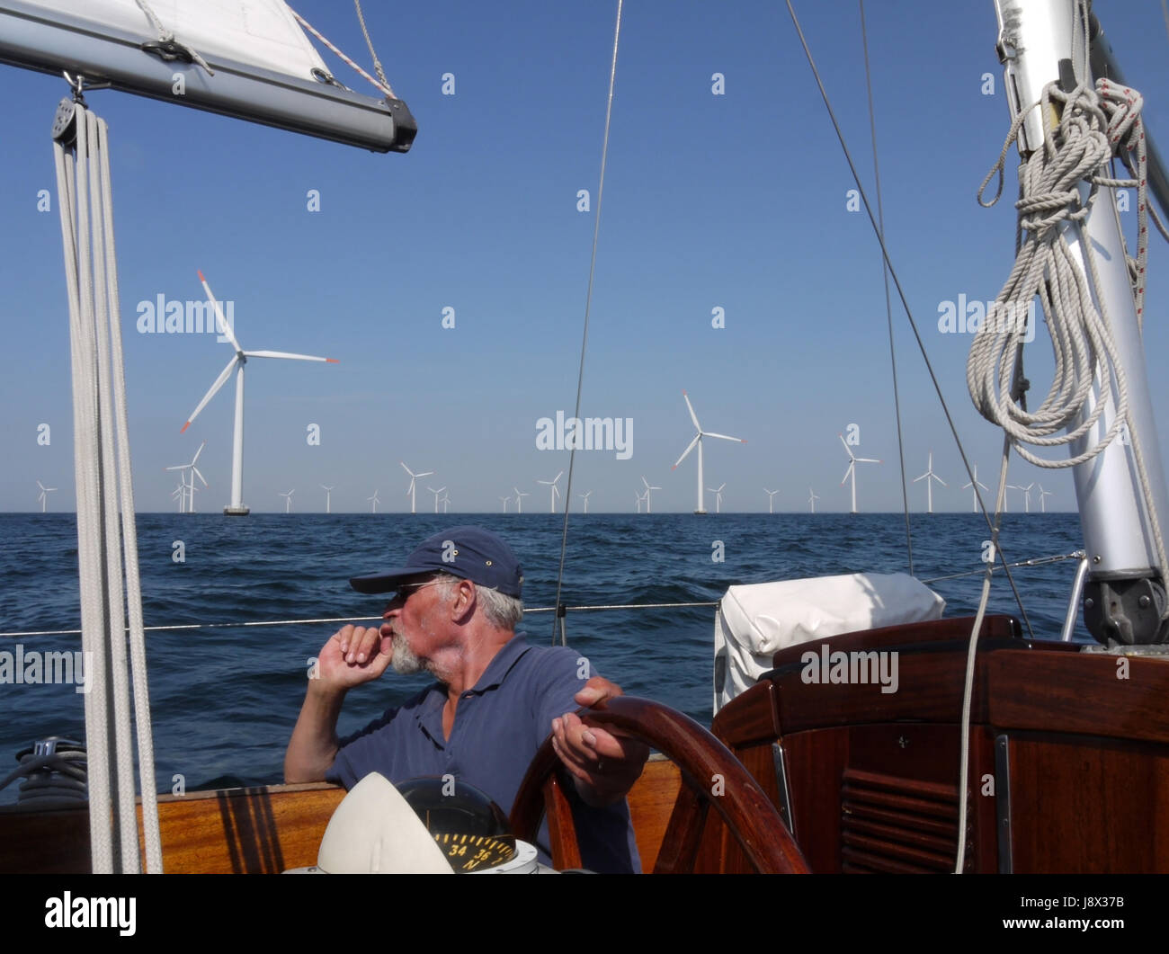 sail, sailing boat, sailboat, wind engine, wind farm, pinwheels, water ...