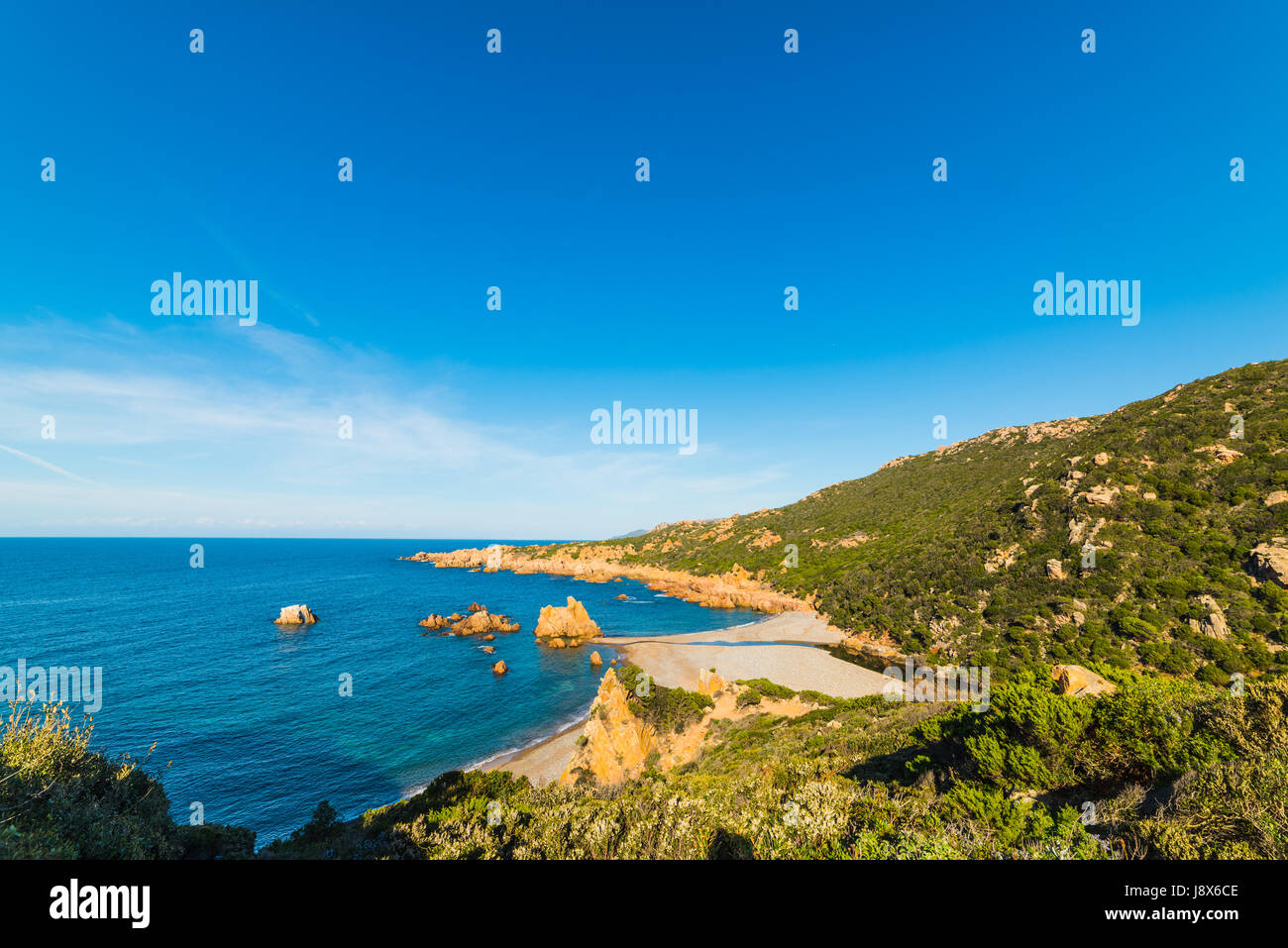 Tinnari beach on a sunny day Stock Photo - Alamy