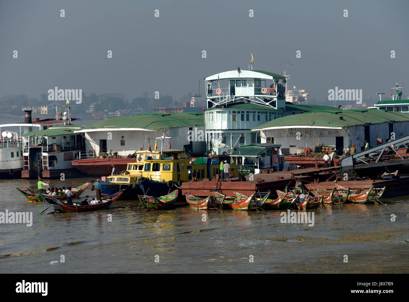 boats on the yangon river Stock Photo - Alamy