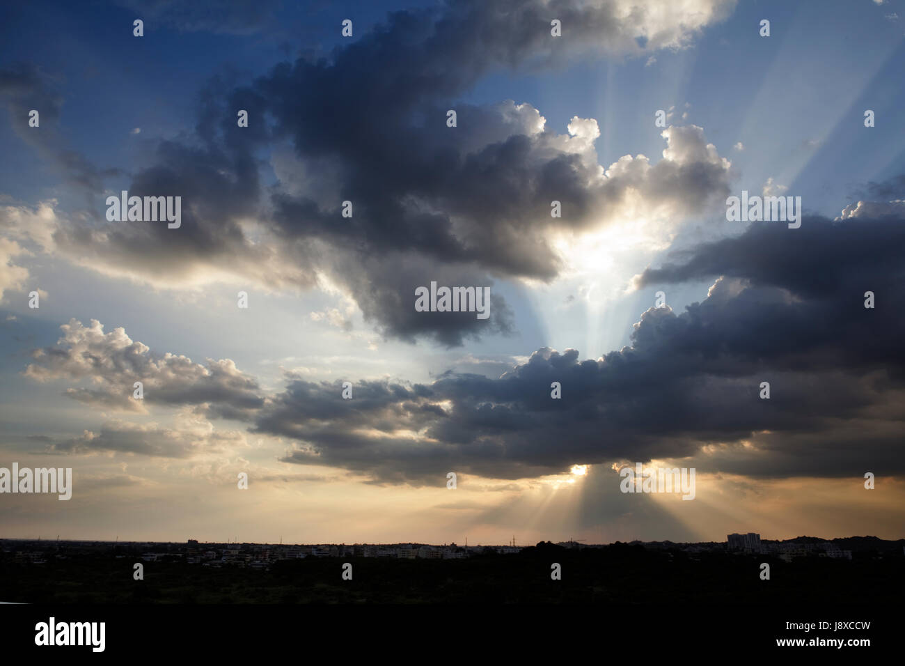 sunset, evening, sunbeam, dusk, clouds, firmament, sky, rays, blue ...
