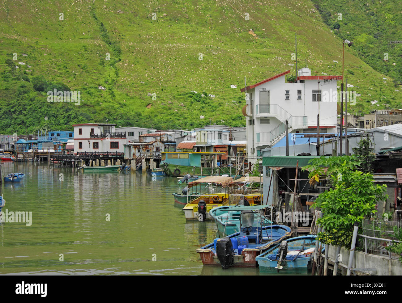 landmark, community, village, market town, water, blue, house, building ...