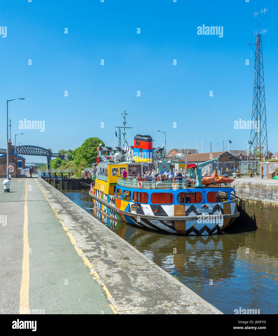 Salford to the albert dock hi-res stock photography and images - Alamy