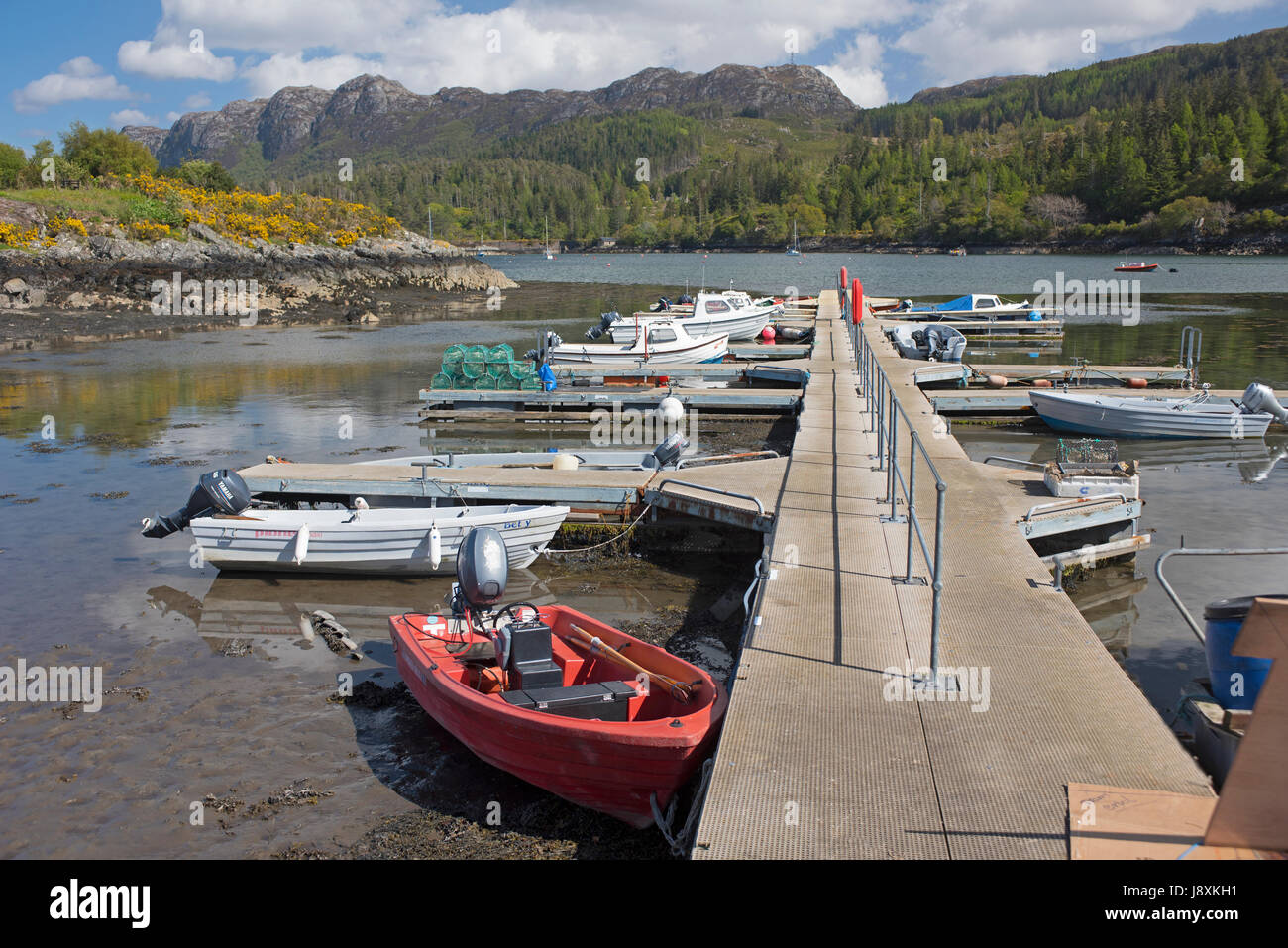 Loch carron station hi-res stock photography and images - Alamy