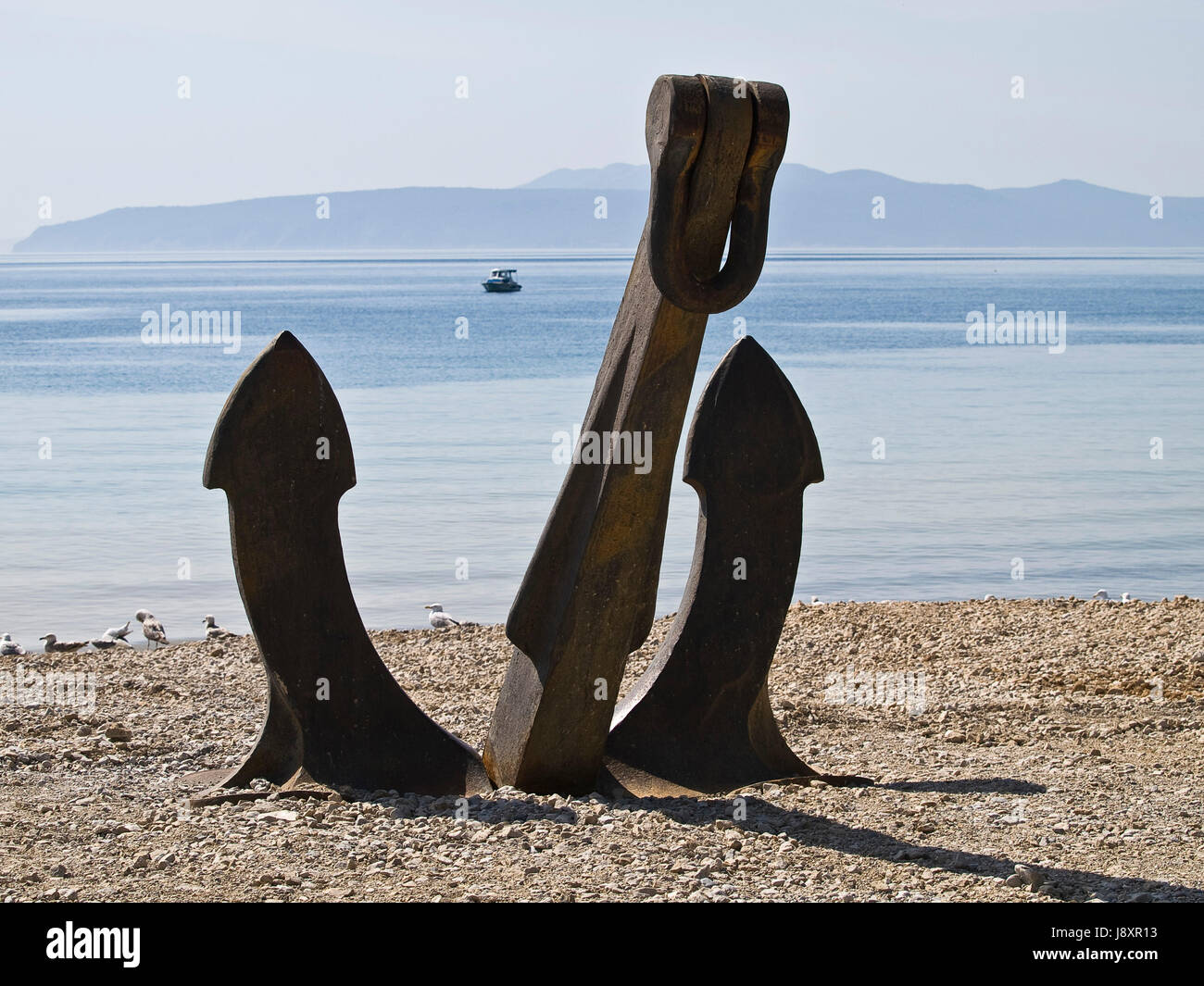 Marine monument chain hi-res stock photography and images - Alamy