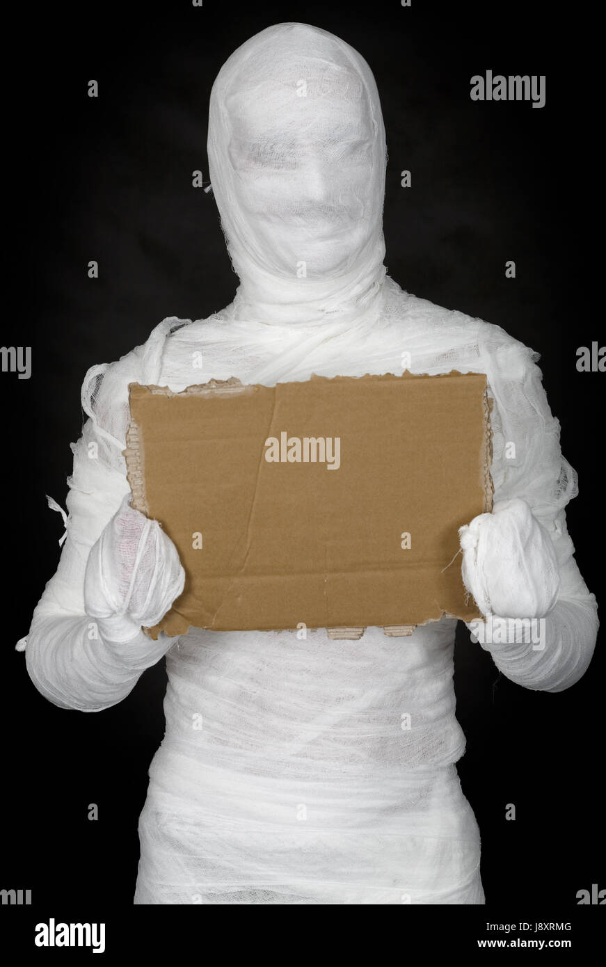 Man bandages face hi-res stock photography and images - Alamy