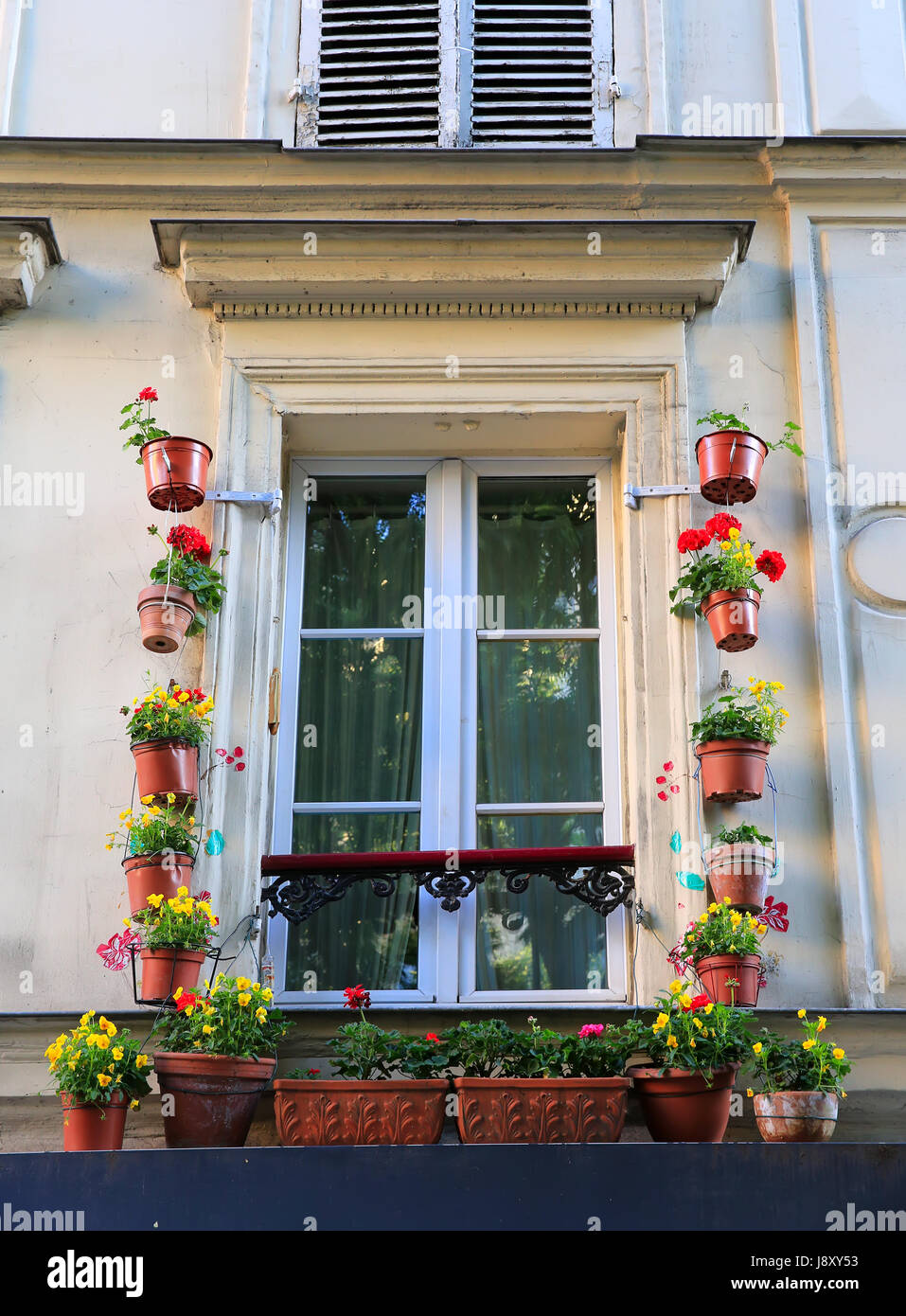 Typical paris window frame hi-res stock photography and images - Alamy