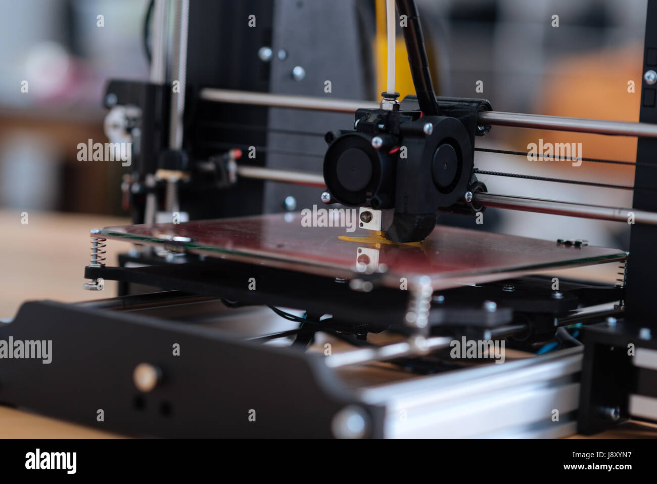 Modern 3d printer close hi-res stock photography and images - Alamy