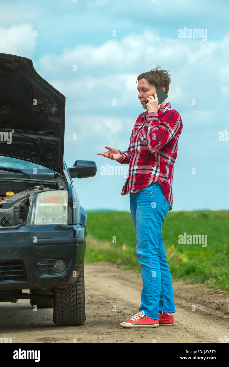 Broken phone shop hi-res stock photography and images - Alamy