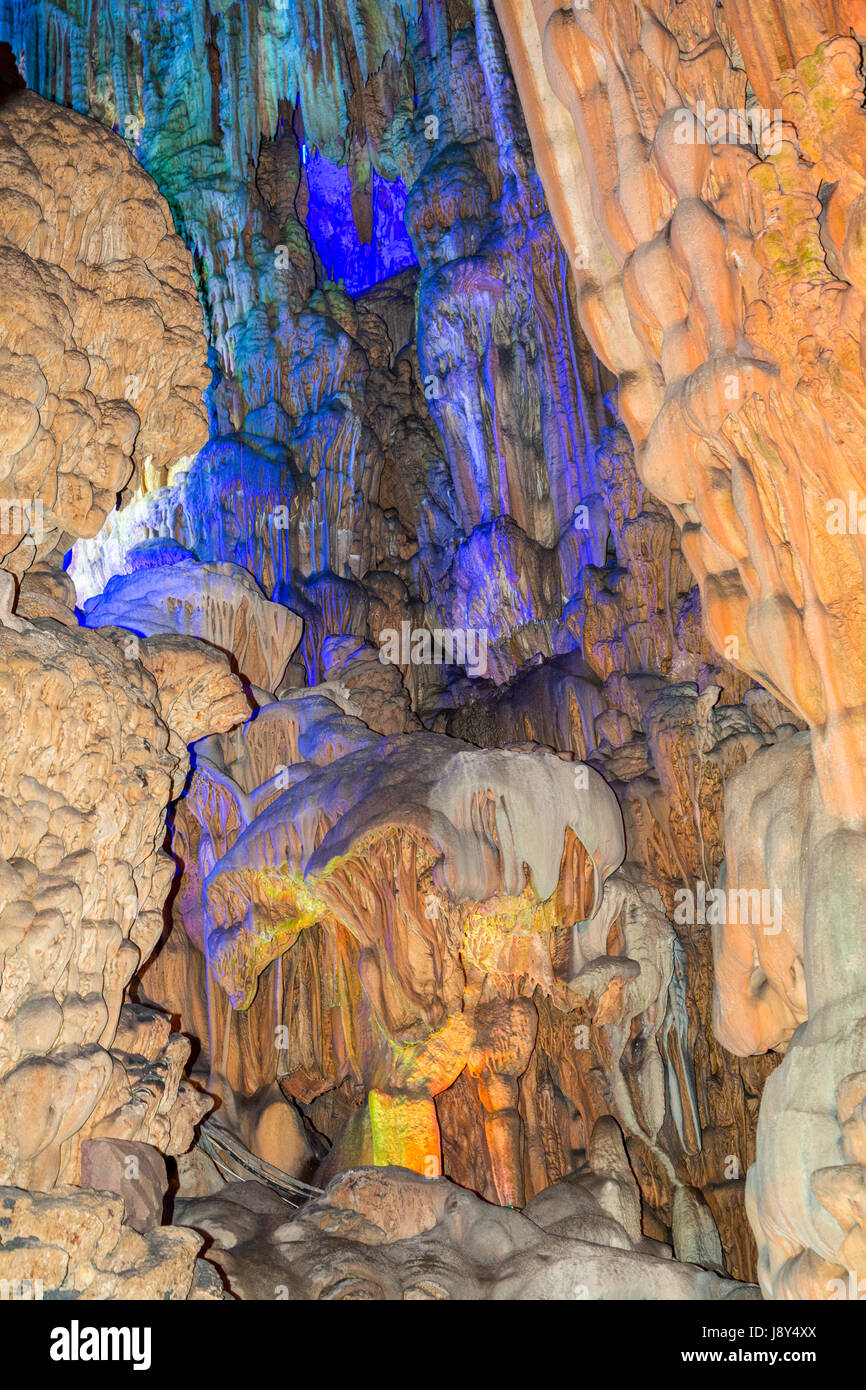 Reed flute cave hi-res stock photography and images - Alamy