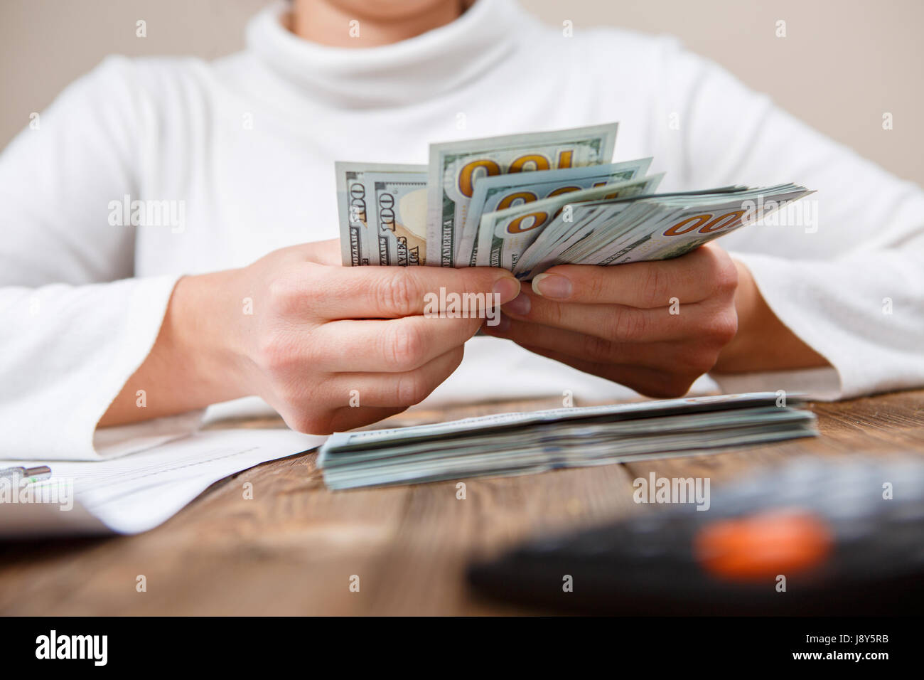 Hands counting money, close up Stock Photo - Alamy