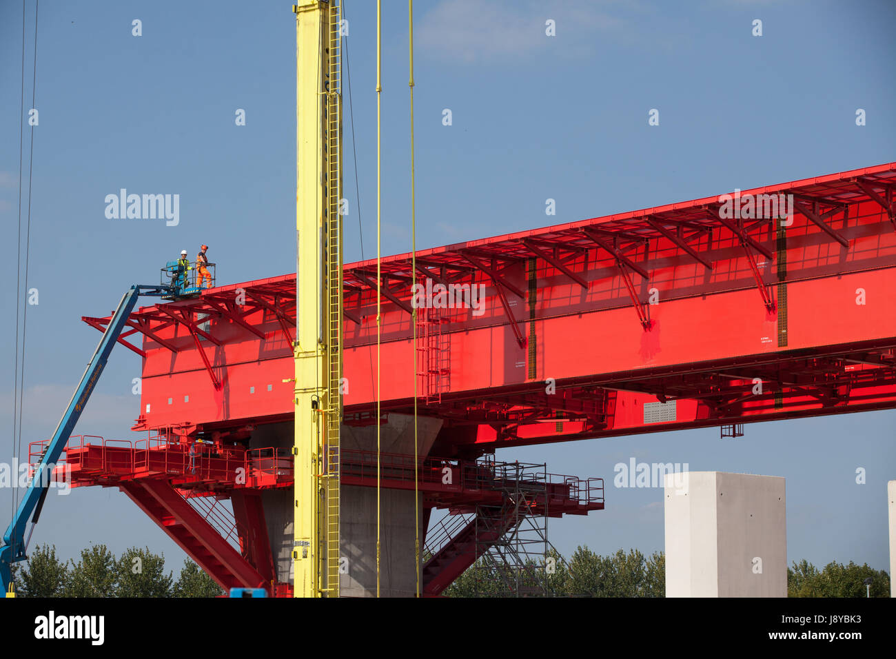 Flyover bridge hi-res stock photography and images - Alamy