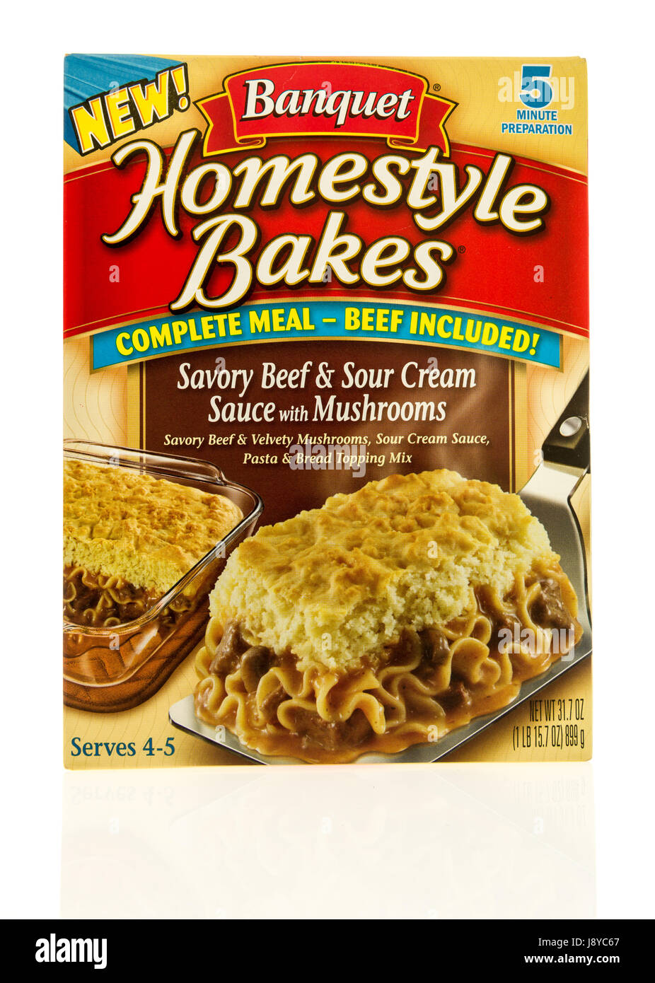 Winneconne, WI - 13 May 2017: A box of Banquet Homestyle Bakes in ...