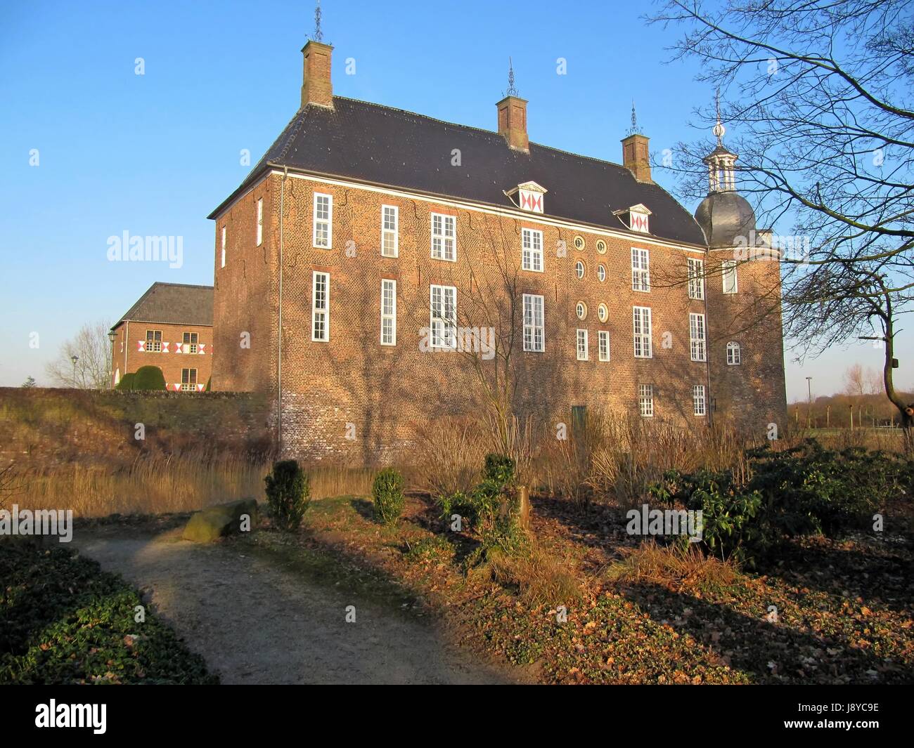 trench, brick, water, chateau, castle, winter, bridge, ice, frozen ...