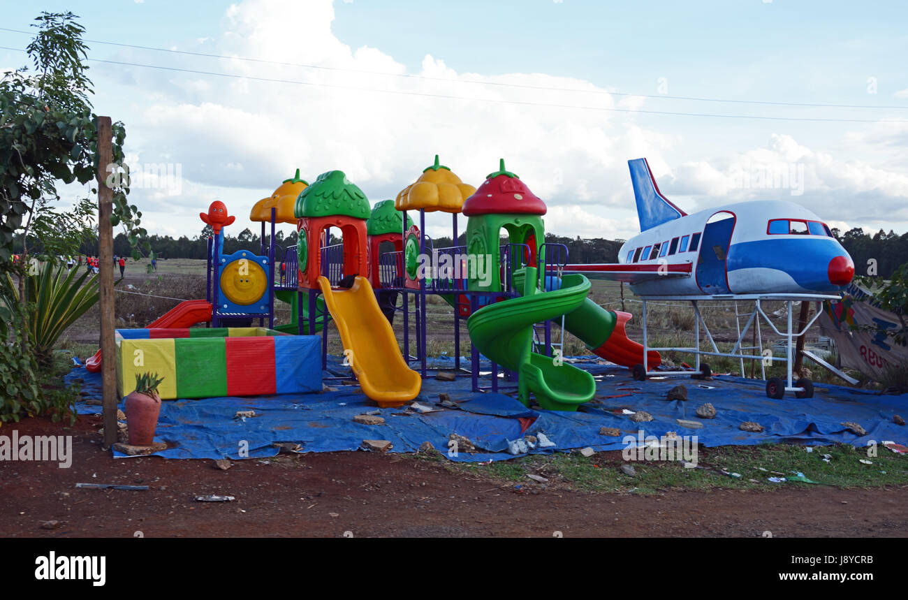 Play apparatus hi-res stock photography and images - Alamy