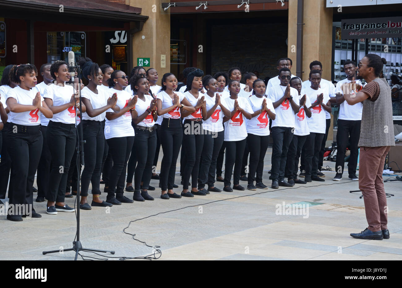 Kenyan Choir, in The Hub, Shopping Mall Stock Photo - Alamy