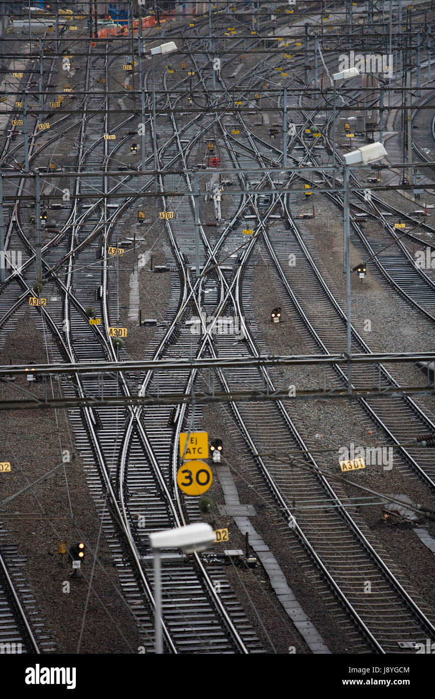 traffic, transportation, track, vertical, nobody, railroad track, full ...