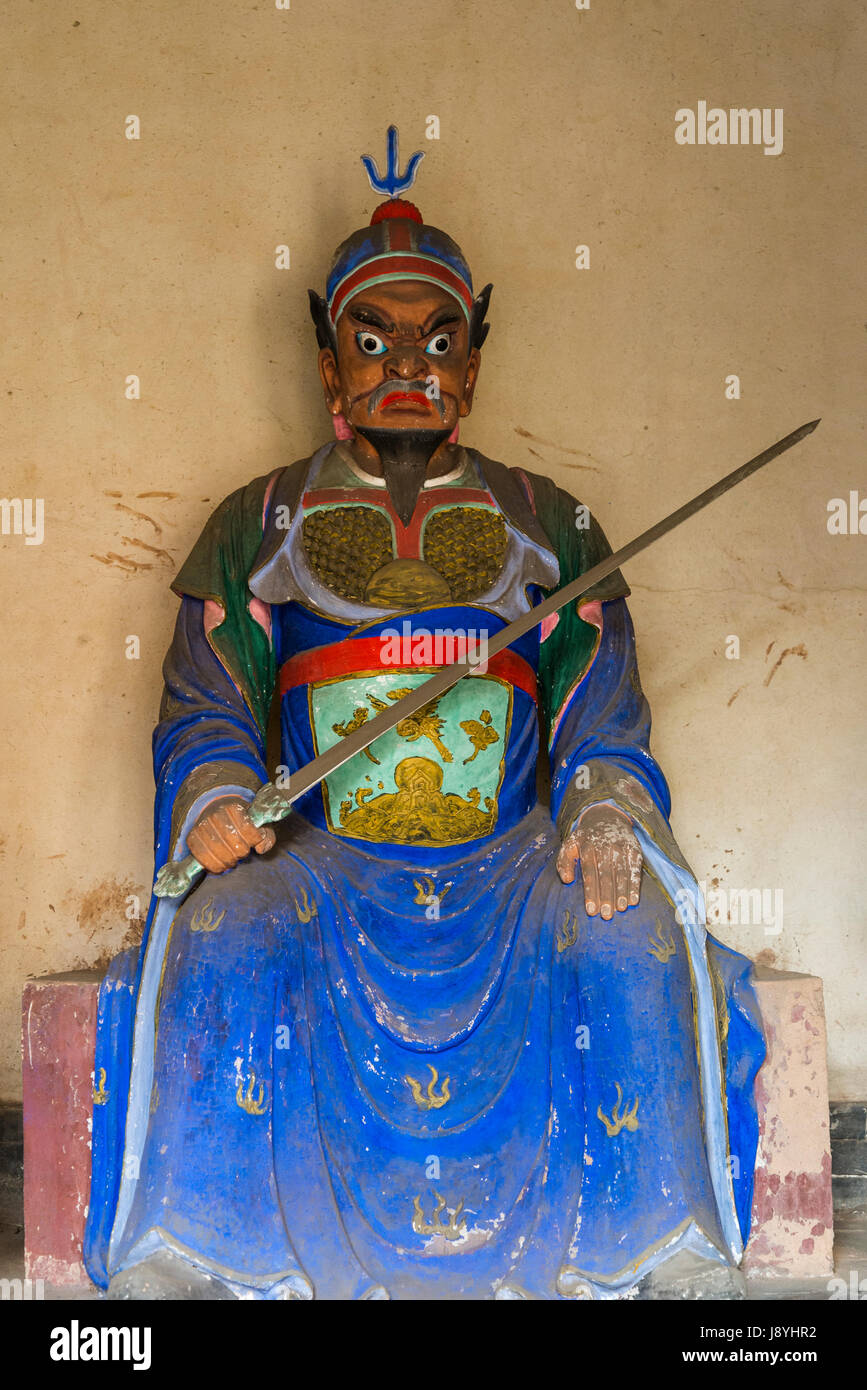 Scary statue hi-res stock photography and images - Alamy